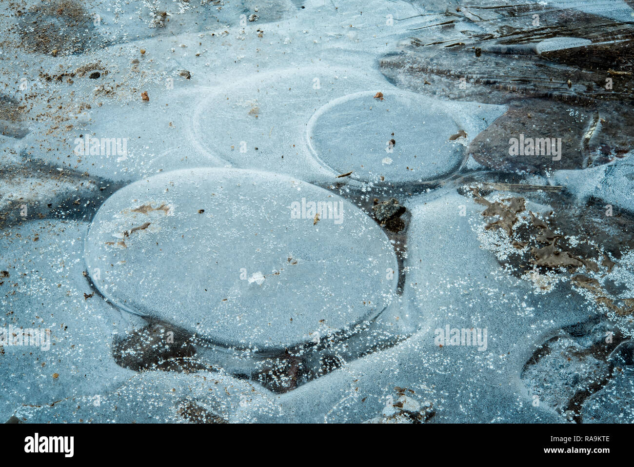 Frozen ice forms hi-res stock photography and images - Alamy