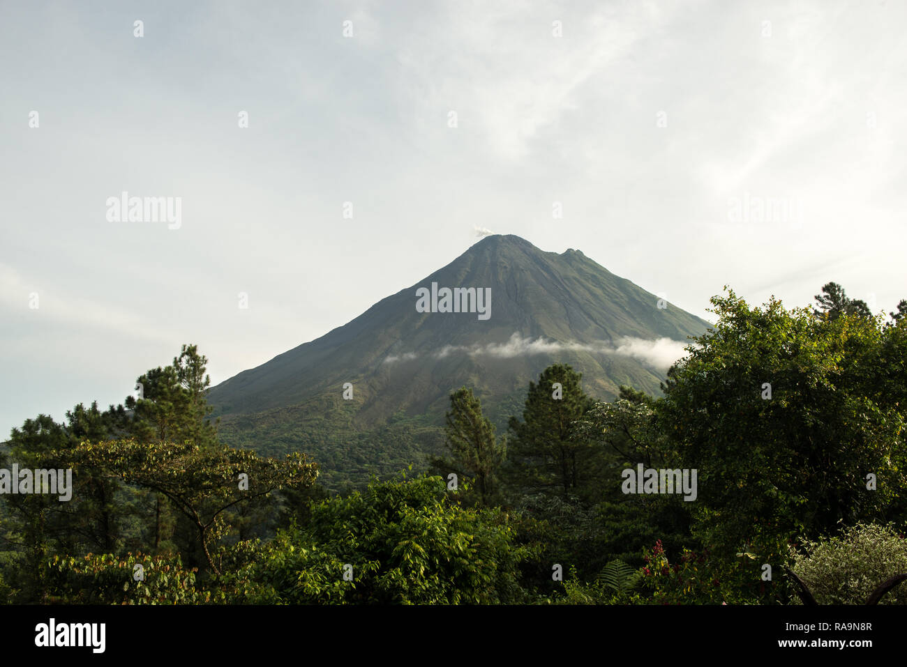 Pyramid shaped volcano hi-res stock photography and images - Alamy