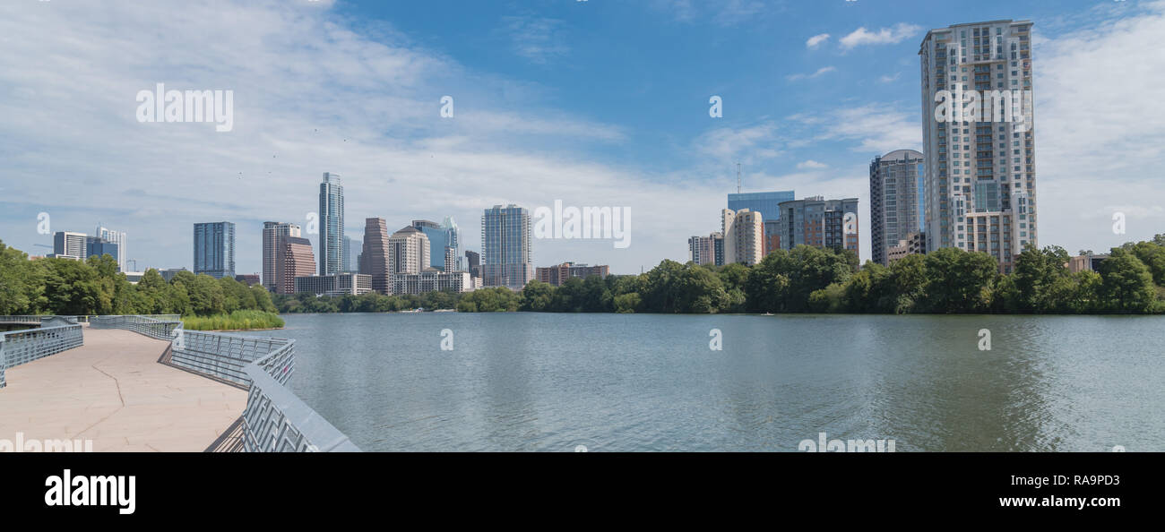 Panoramic Austin downtown skyscraper from boardwalk along Colora Stock ...