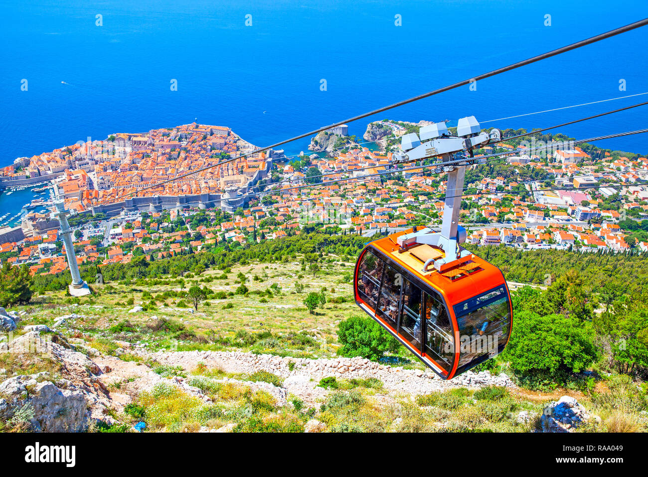 Panorama cable car hi-res stock photography and images - Alamy