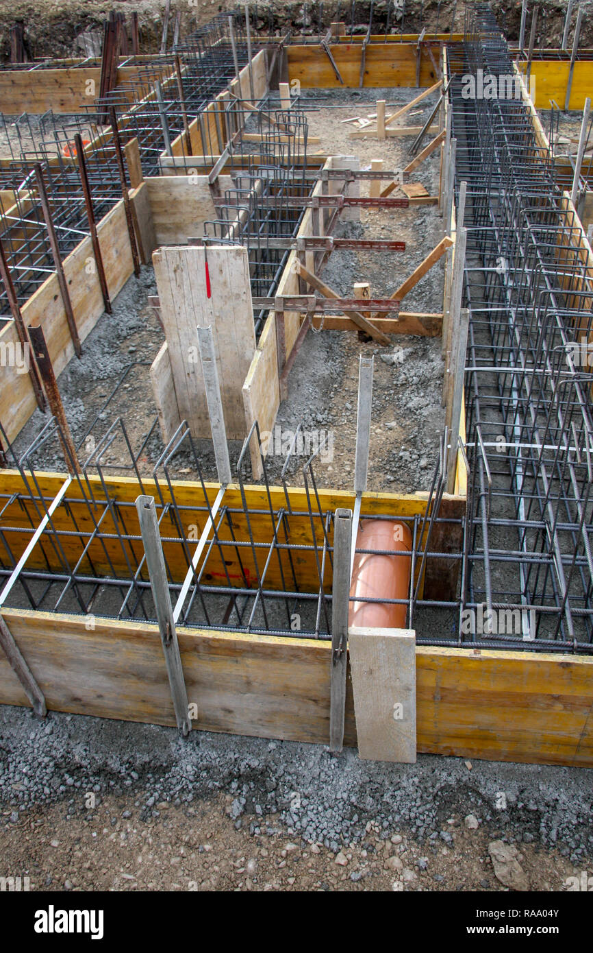 foundation construction with iron rods close up Stock Photo - Alamy