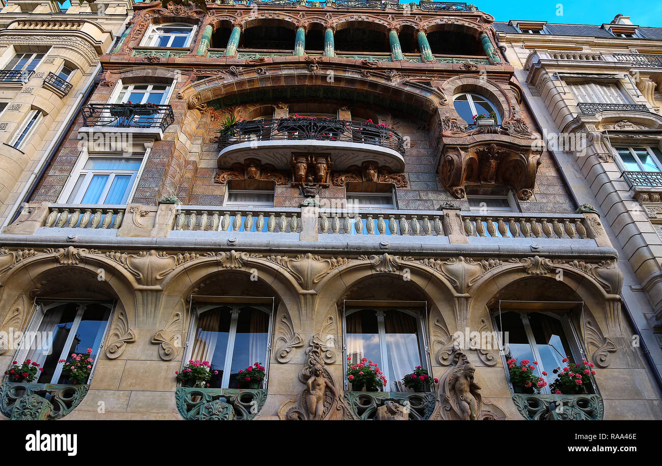 Lavirotte hi-res stock photography and images - Alamy