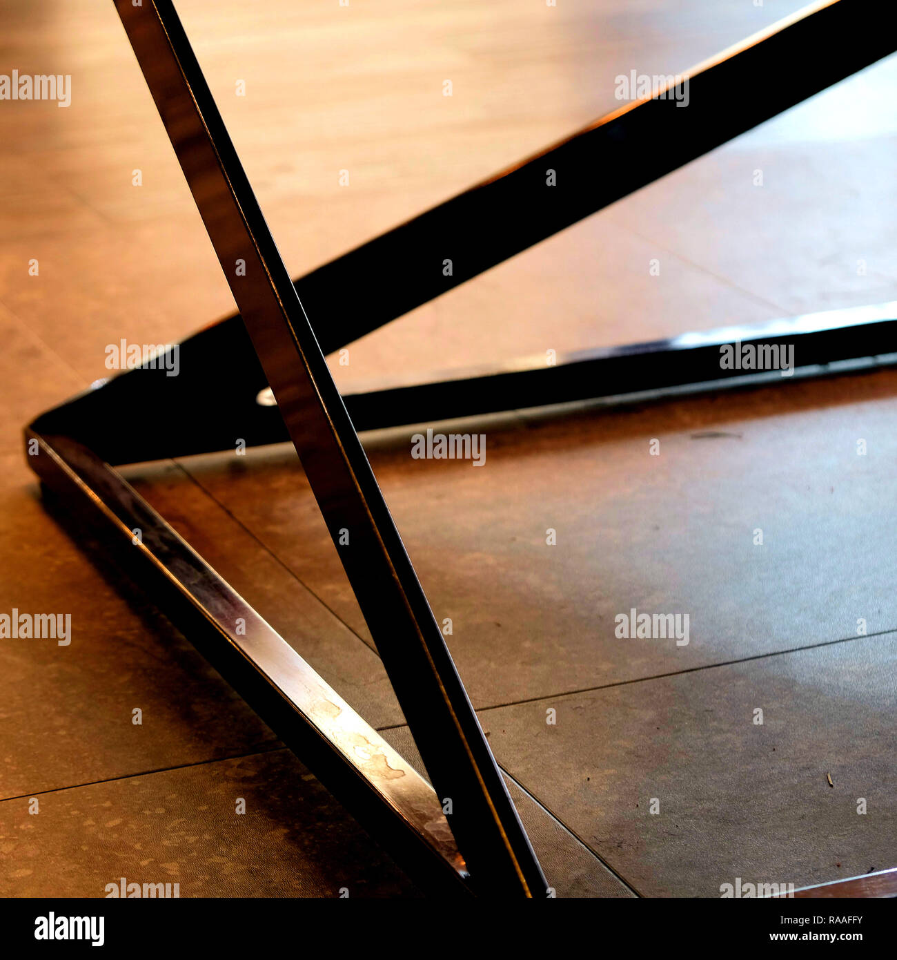 Geometric legs hi-res stock photography and images - Alamy
