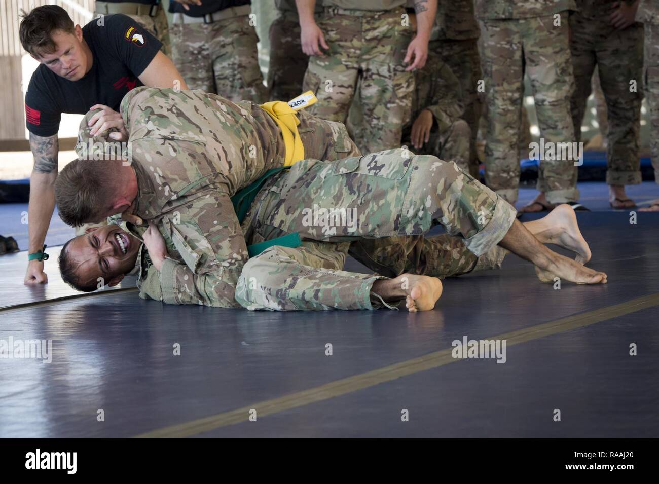 327 infantry hi-res stock photography and images - Alamy