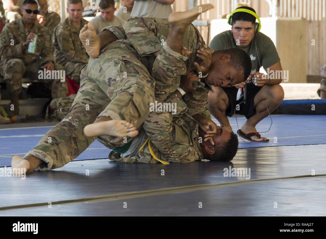 327 infantry hi-res stock photography and images - Alamy