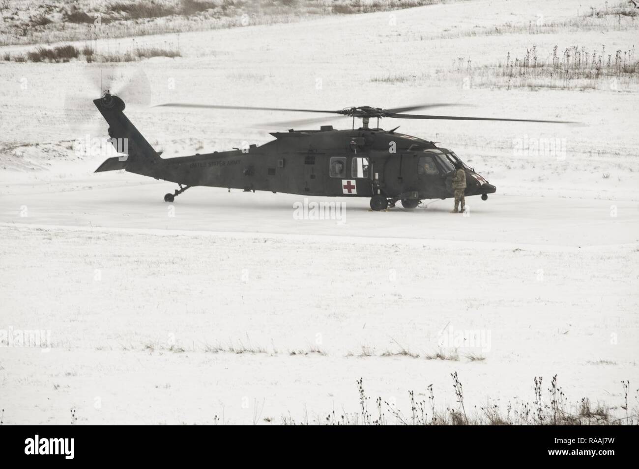 U.S. Army Soldiers of the 3rd Battalion, 501st Aviation Regiment ...