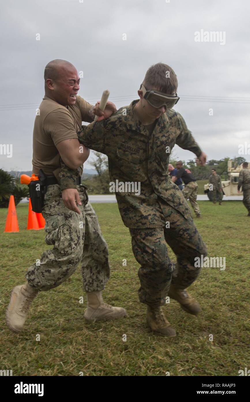 Taser training hi-res stock photography and images - Alamy