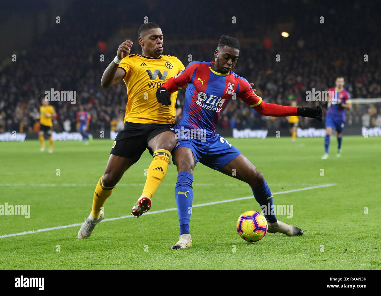 Wolves' Ivan Cavaleiro challenges Crystal Palace's Aaron Wan-Bassaka ...