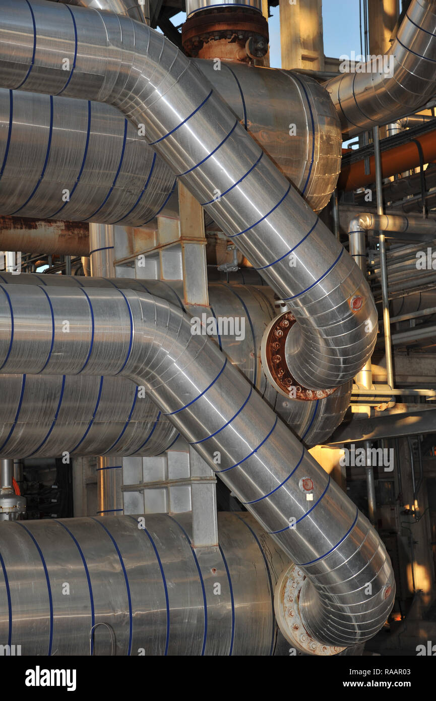 Pipe and Refinery pipelines Stock Photo - Alamy