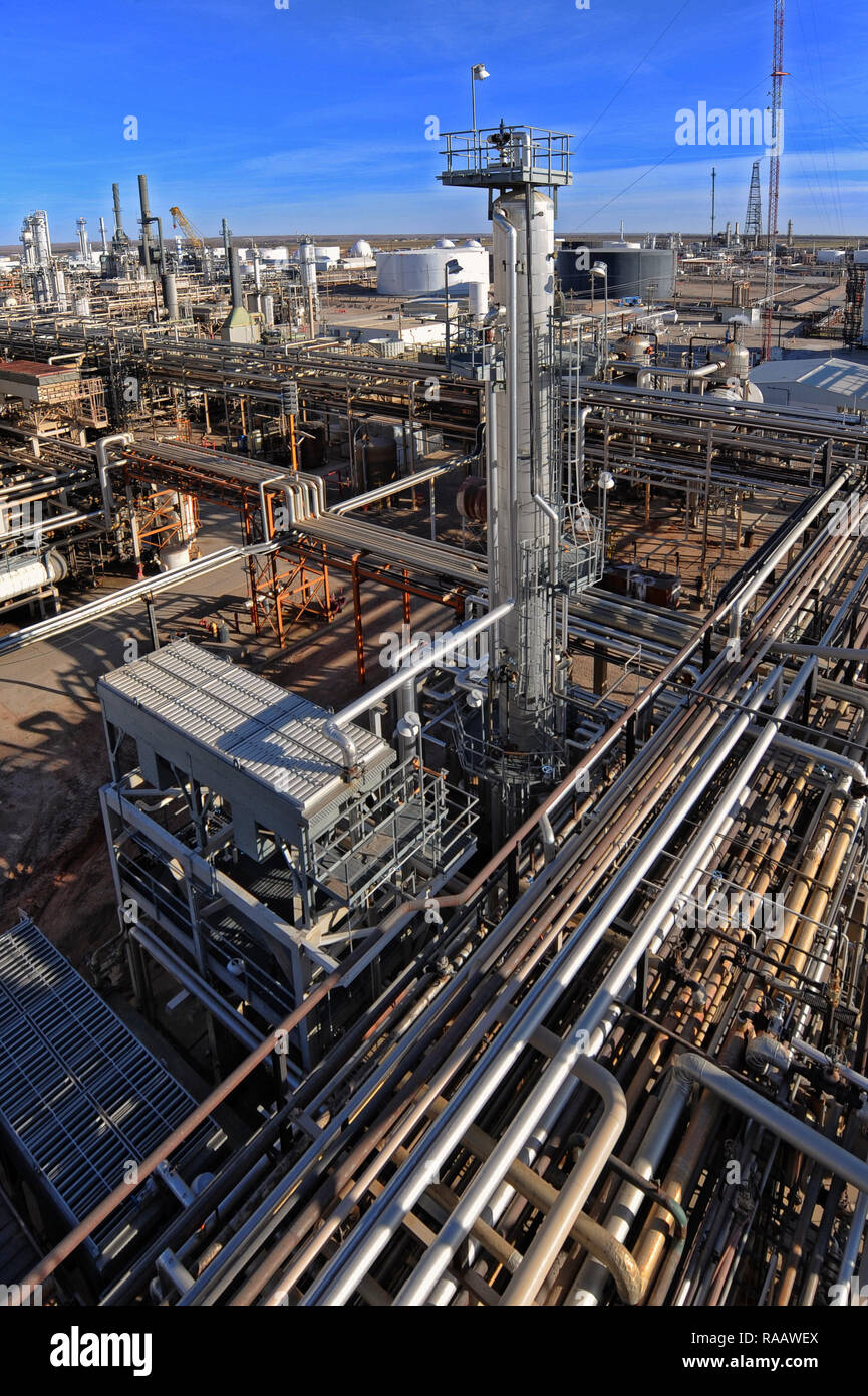 Petroleum bi product production hi-res stock photography and images - Alamy