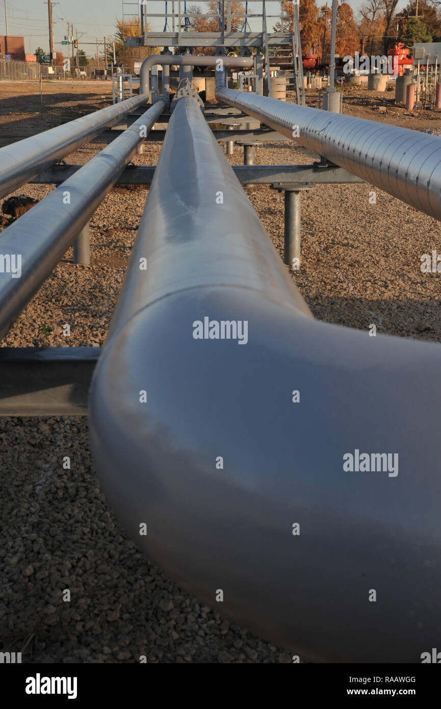 Pipe and Refinery pipelines Stock Photo - Alamy