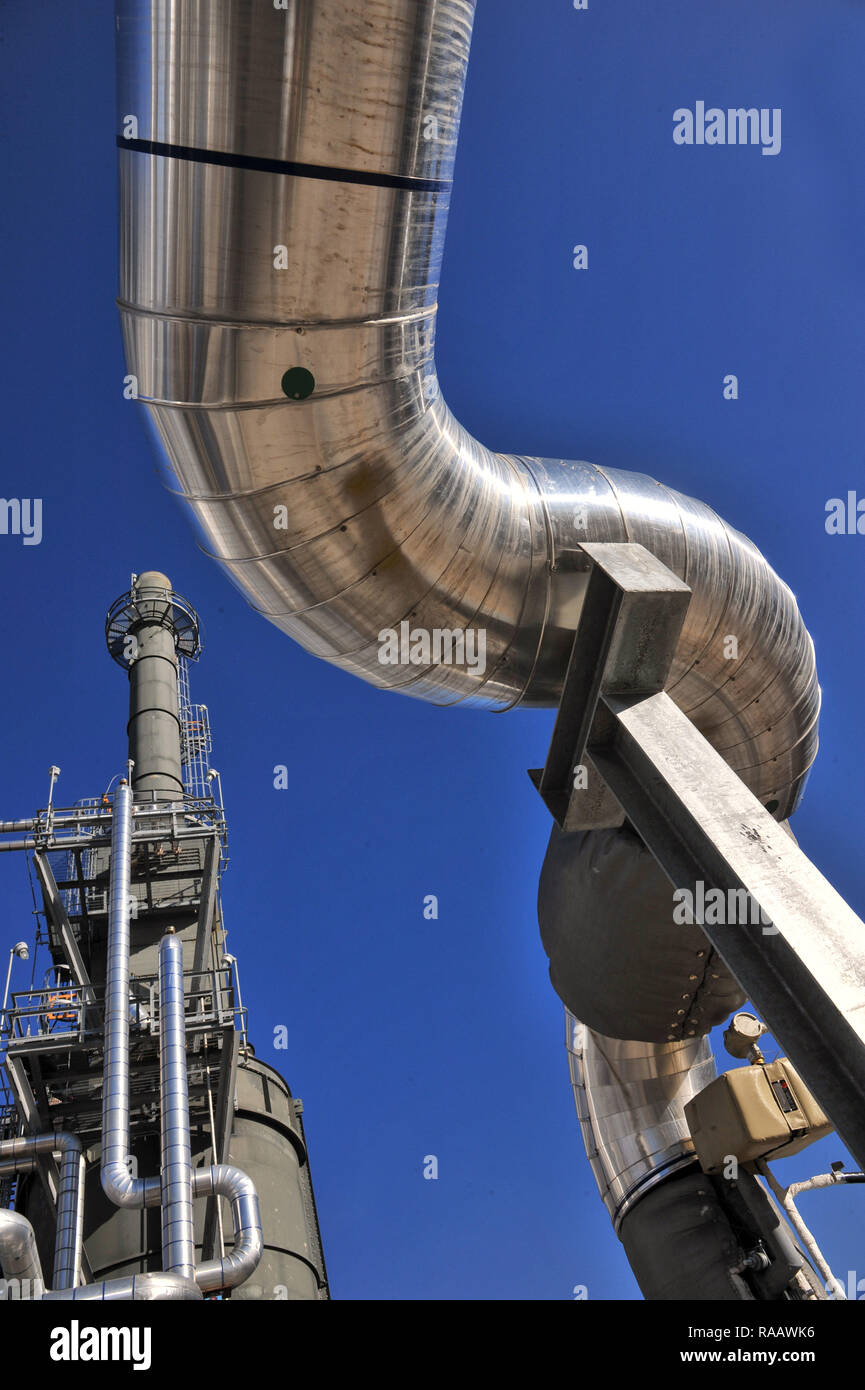 Pipe and Refinery pipelines Stock Photo - Alamy