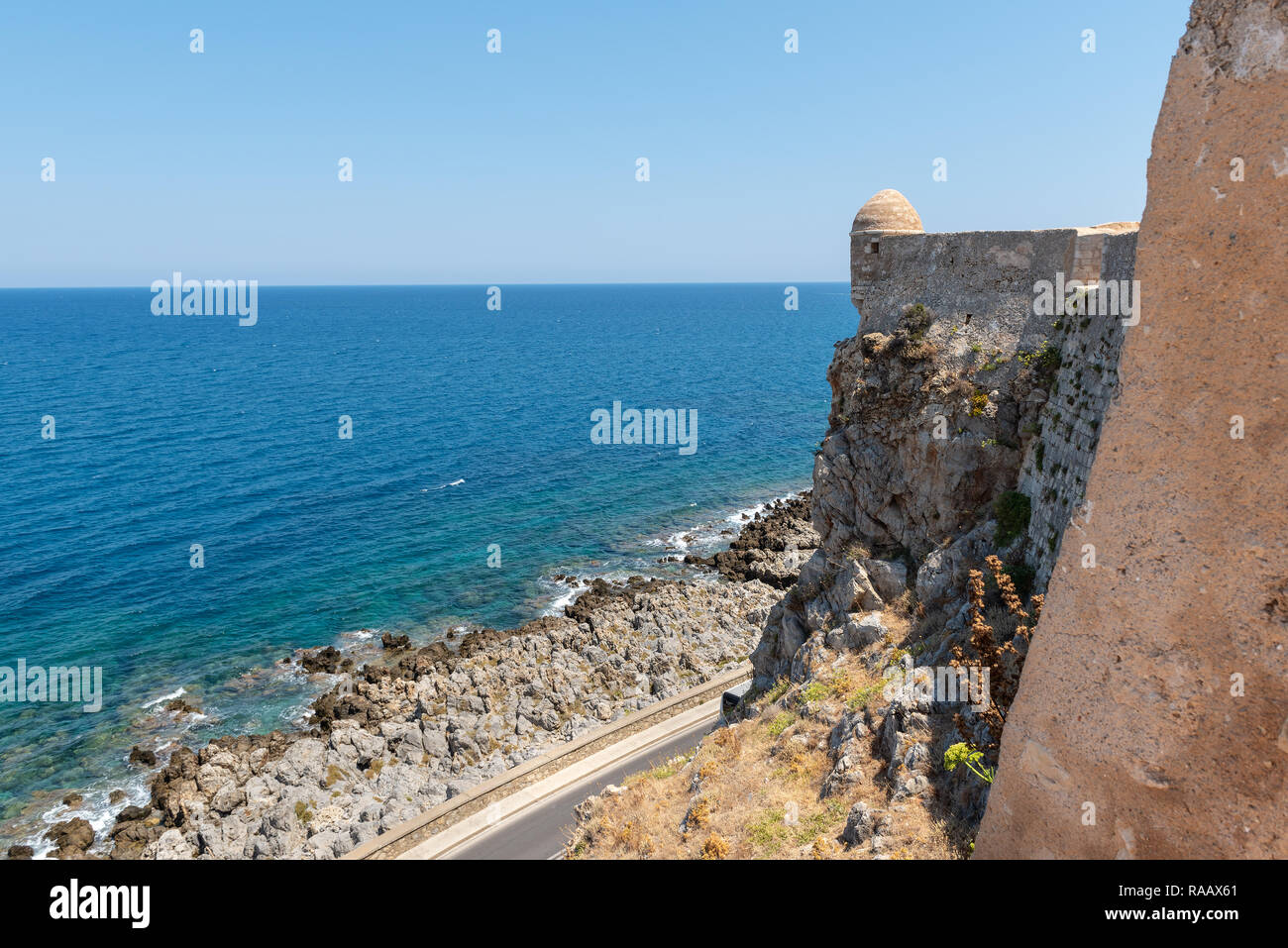 Huge medieval stone wall hi-res stock photography and images - Alamy