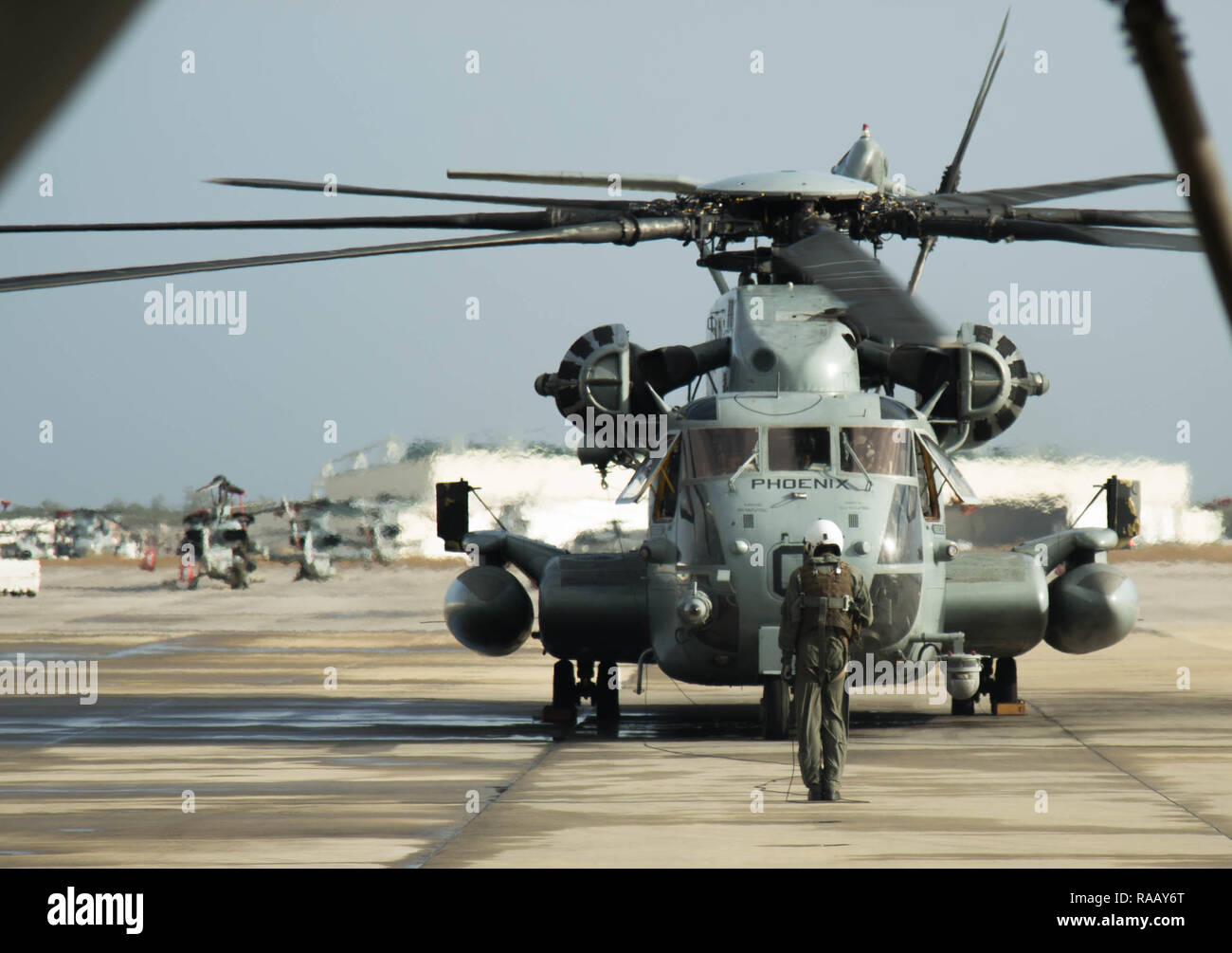 U.S. Marine with Marine Heavy Helicopter Training Squadron 302 (HMHT ...