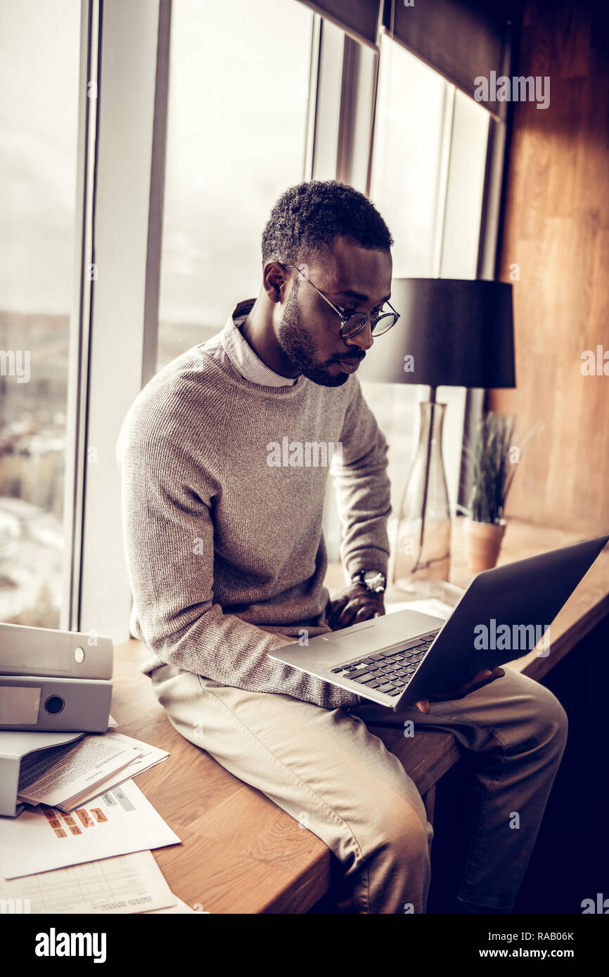 Staring at self hi-res stock photography and images - Alamy