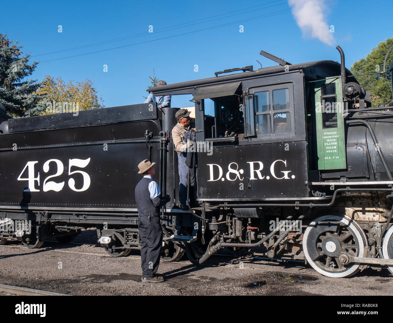 Train on track cumbres toltec hi-res stock photography and images - Alamy