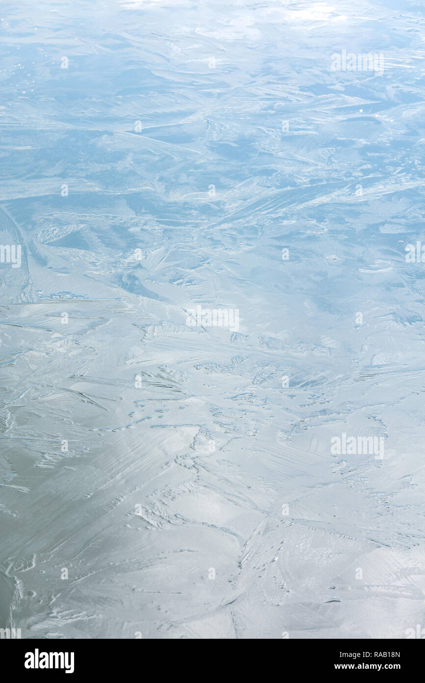 Very shiny snow with reflections hi-res stock photography and images ...