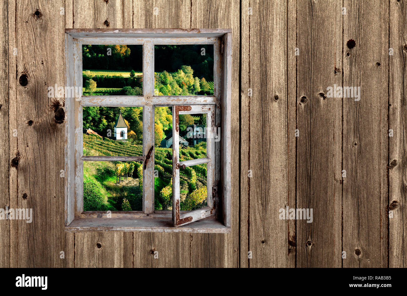 Windows frame hi-res stock photography and images - Alamy