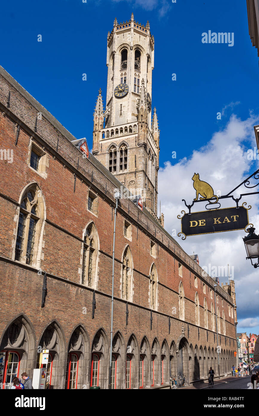 Cloth hall bruges hi-res stock photography and images - Alamy