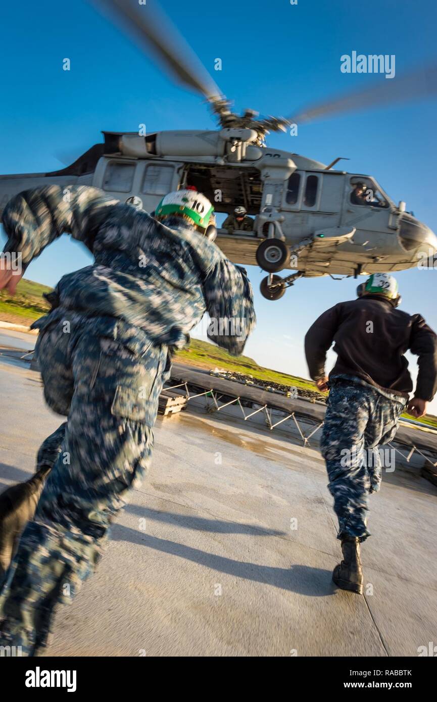 SAN CLEMENTE ISLAND, Calif. (Jan. 11, 2017) Aviation Machinist's Mate ...