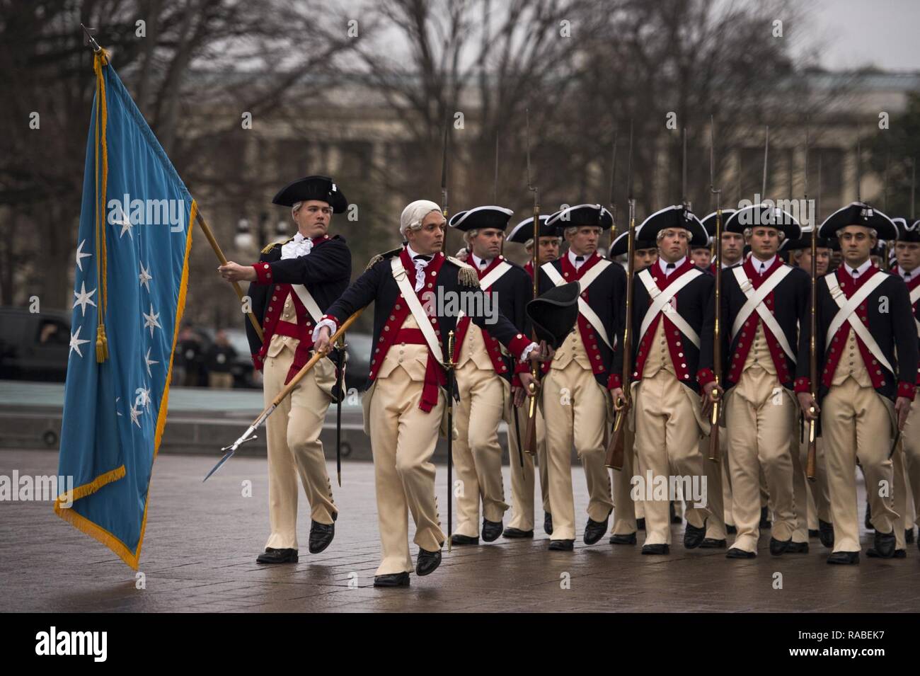 U.S. Soldiers assigned to the Commander-in-Chief's guard, 3rd U.S ...