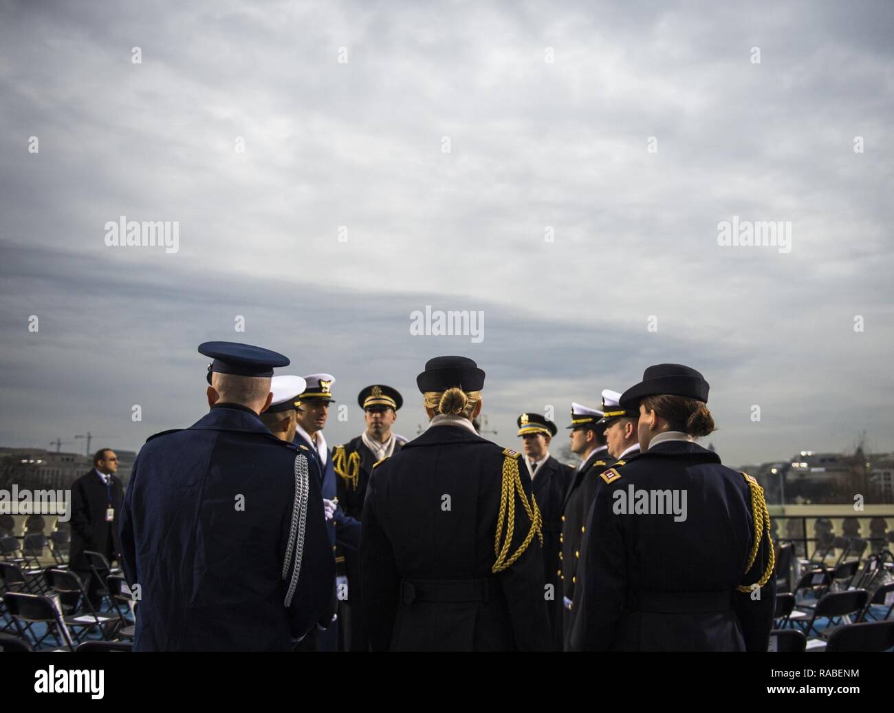 White House Military Office social aides practice their movements for ...