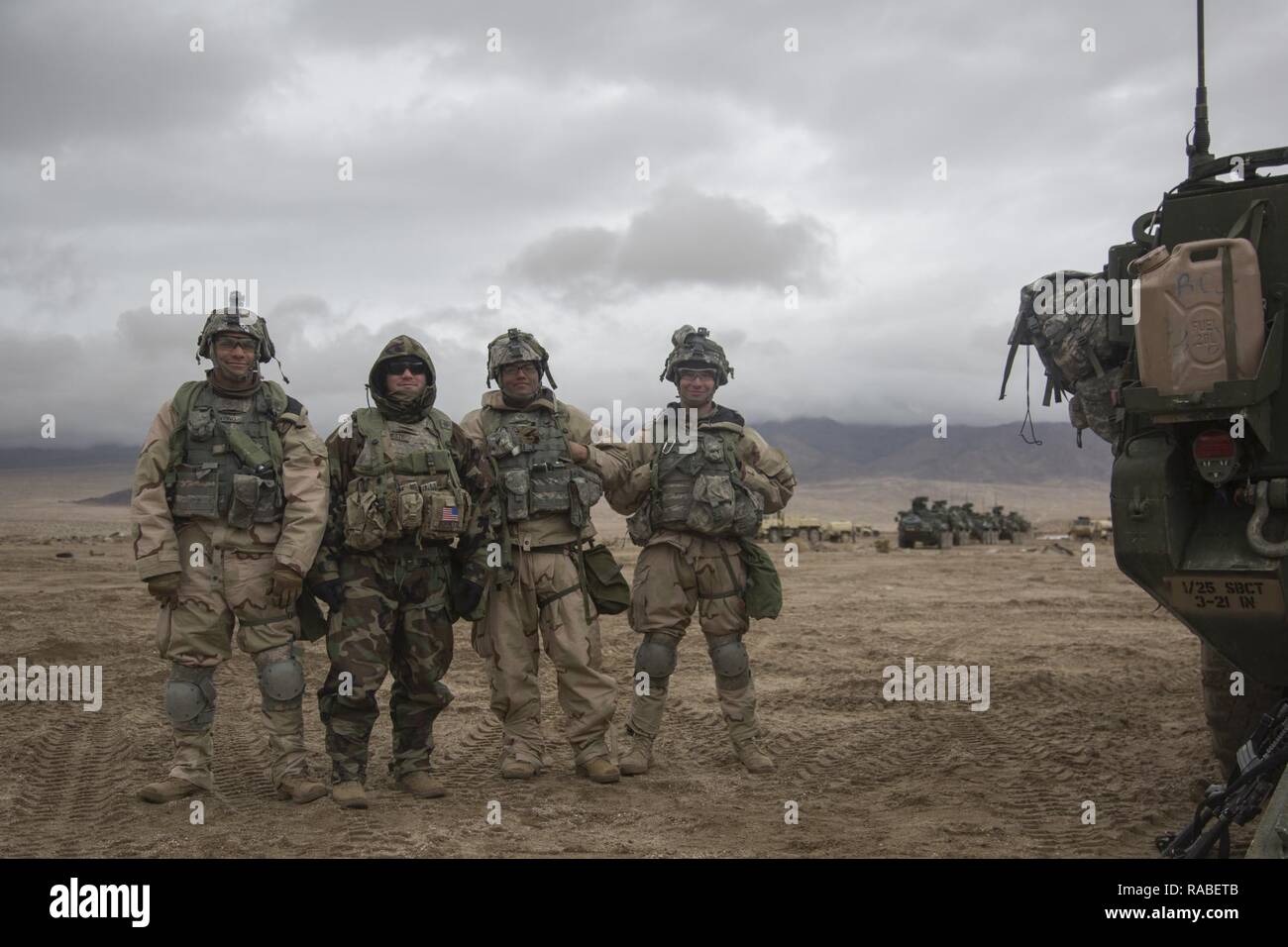 U.S. Army Soldiers assigned to the 3rd Battalion, 21st Infantry ...