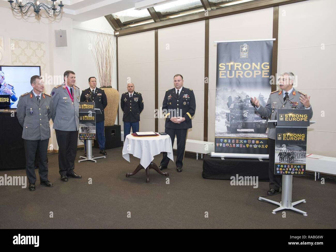 German Army Lt. Gen. Jörg Vollmer, Chief of Staff of the German Army ...