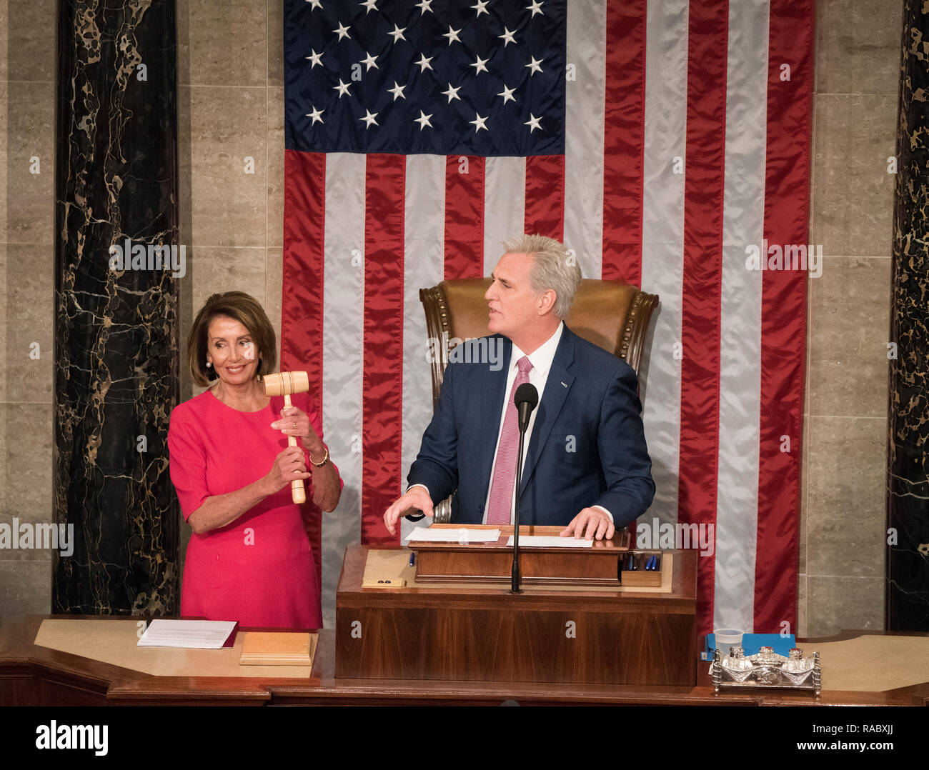 Kevin mccarthy gavel hi-res stock photography and images - Alamy