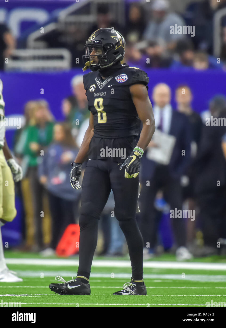 Houston, TX, USA. 27th Dec, 2018. Vanderbilt Commodore defensive back ...
