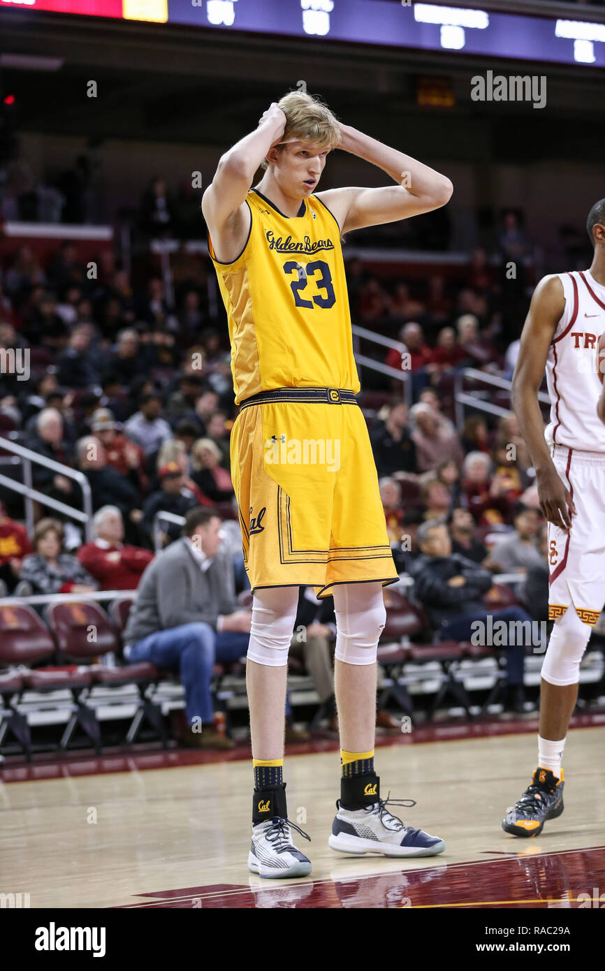 Los Angeles, CA, USA. 03rd Jan, 2019. California Golden Bears center ...