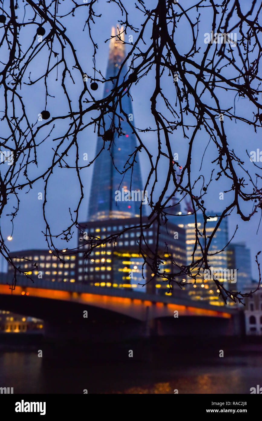 London Bridge, London, UK. 4th January 2019. The Shard at dawn. Credit ...
