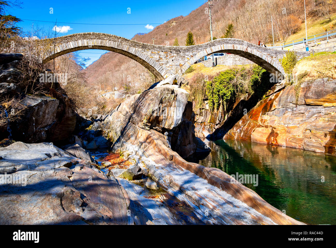 Double arched bridge hi-res stock photography and images - Alamy