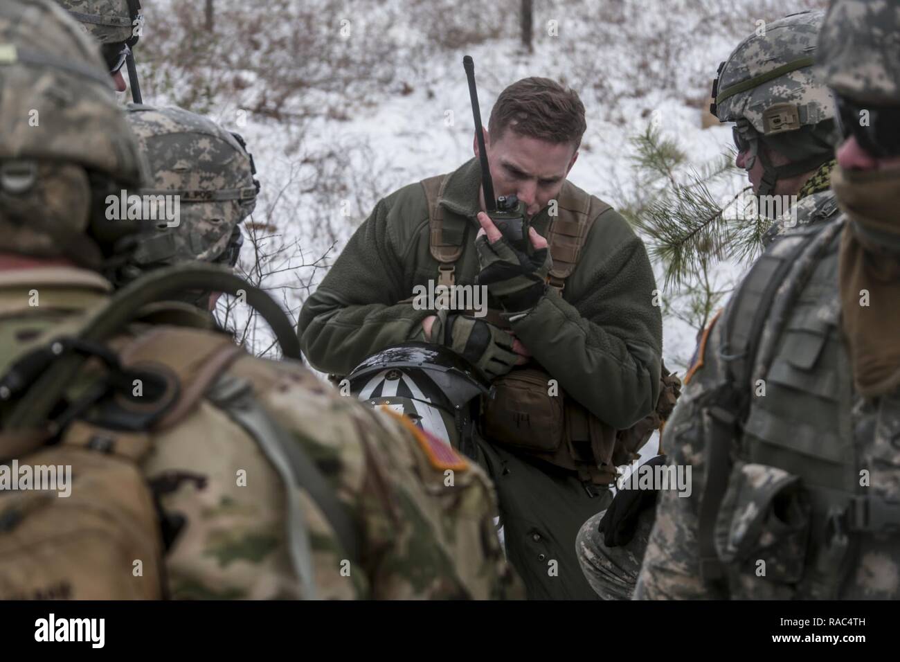 A U.S. Marine meets with New Jersey National Guard soldiers from 1-114 ...