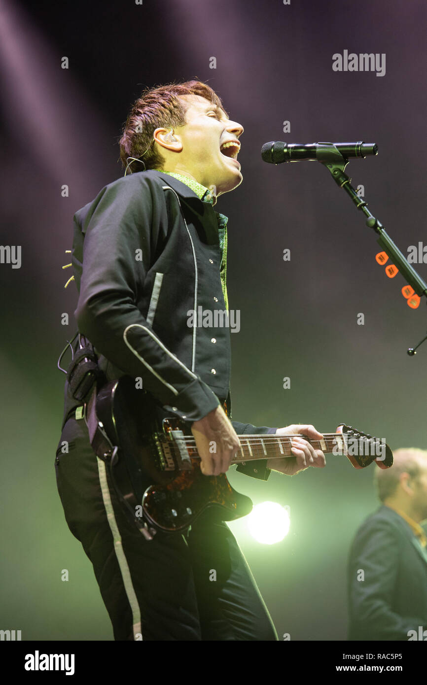 Lead singer franz ferdinand alex hi-res stock photography and images ...