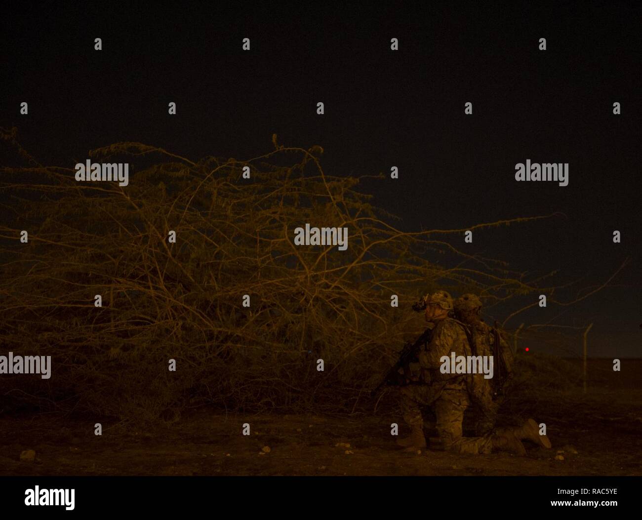 U.S. Army Soldiers from the C/1-327 IN, 1st Brigade, 101st Airborne ...