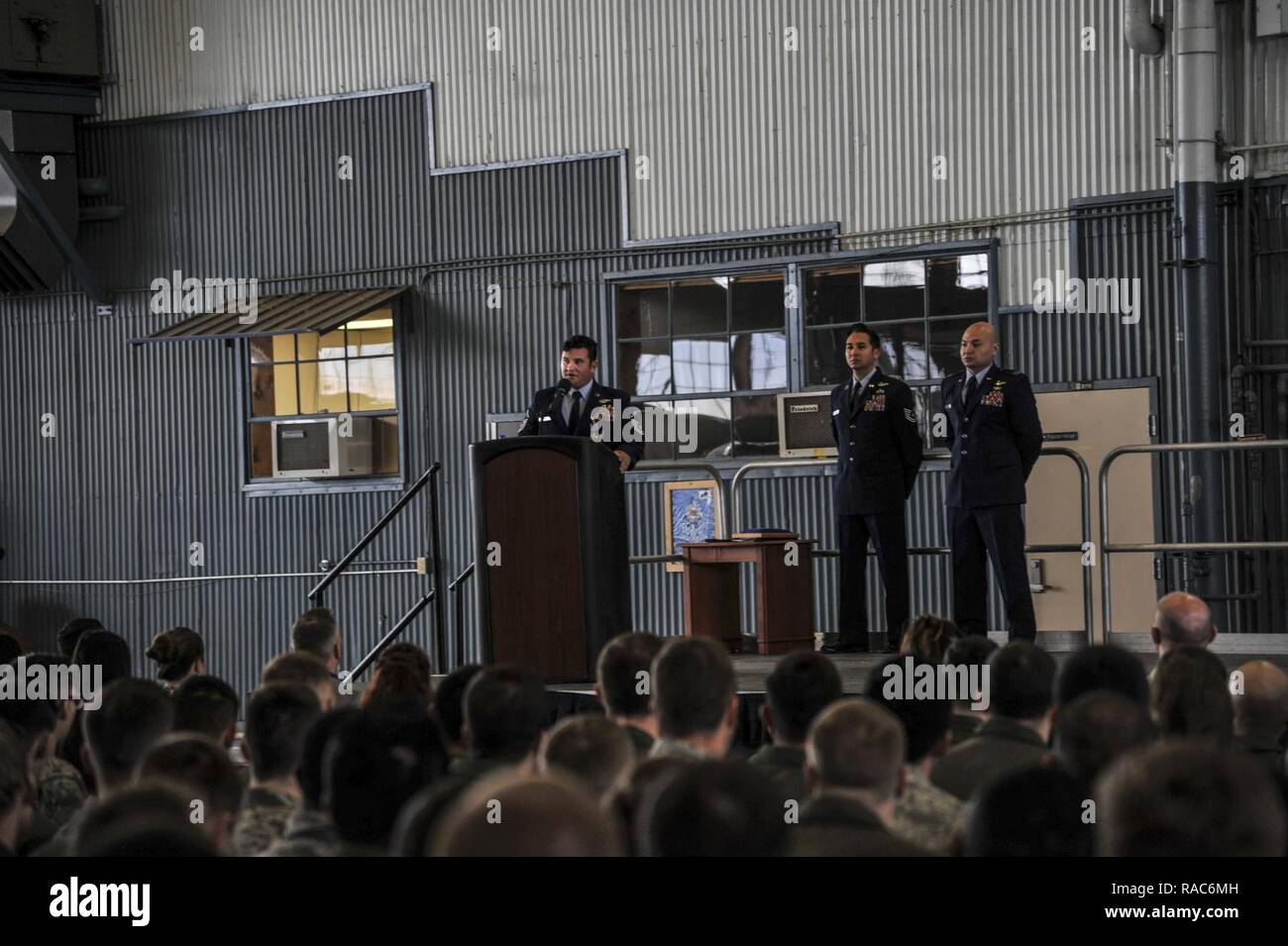 512th rescue squadron hi-res stock photography and images - Alamy