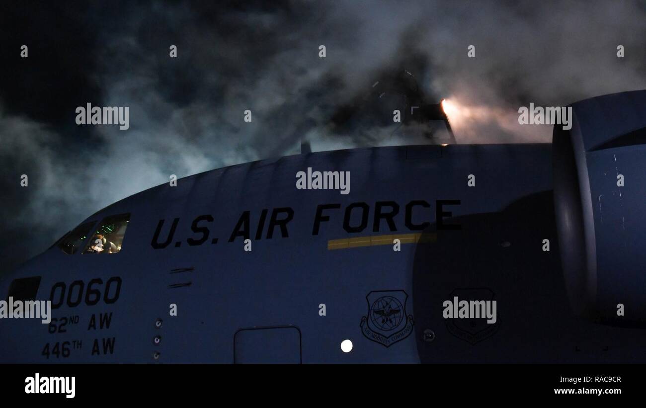 452nd maintenance squadron hi-res stock photography and images - Alamy