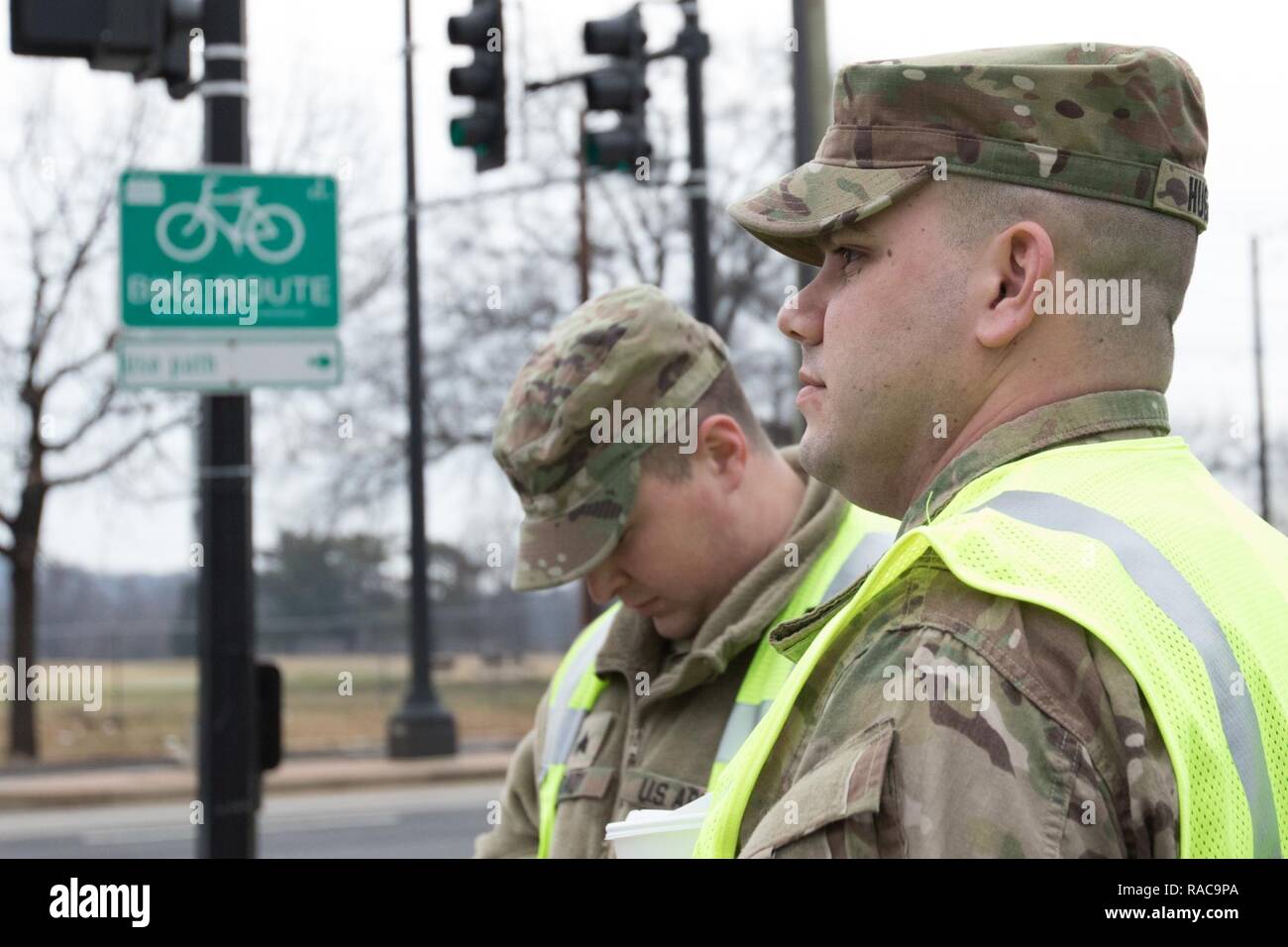 Monitor mount stand hi-res stock photography and images - Alamy