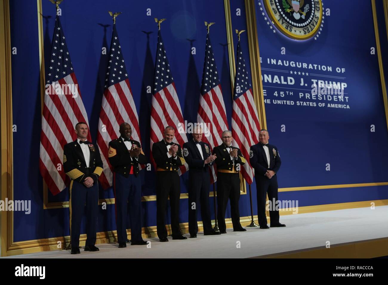 Senior Enlisted leaders applaude for Sergeant Major of the Army Daniel ...