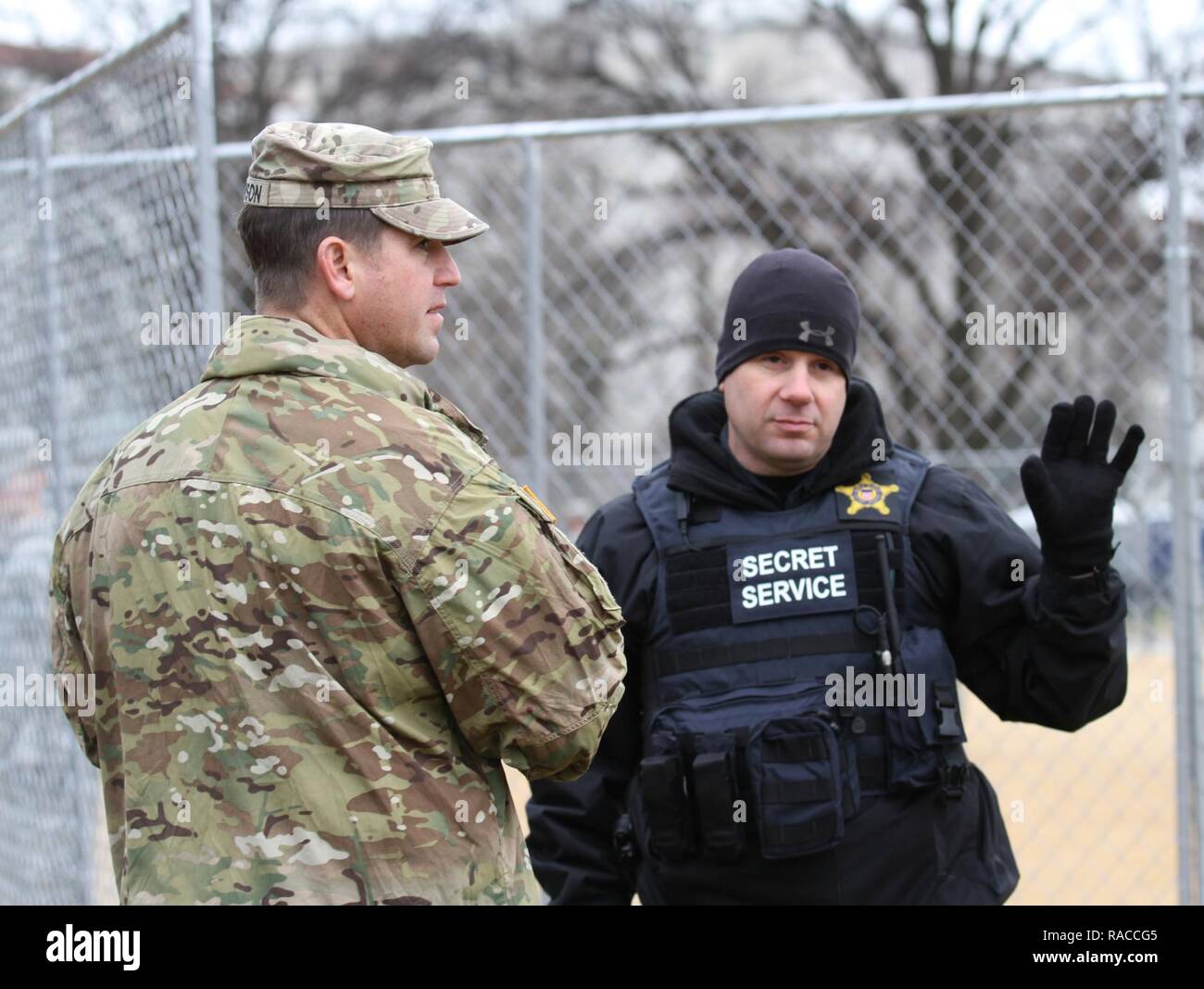 Secret service uniformed division hi-res stock photography and images ...
