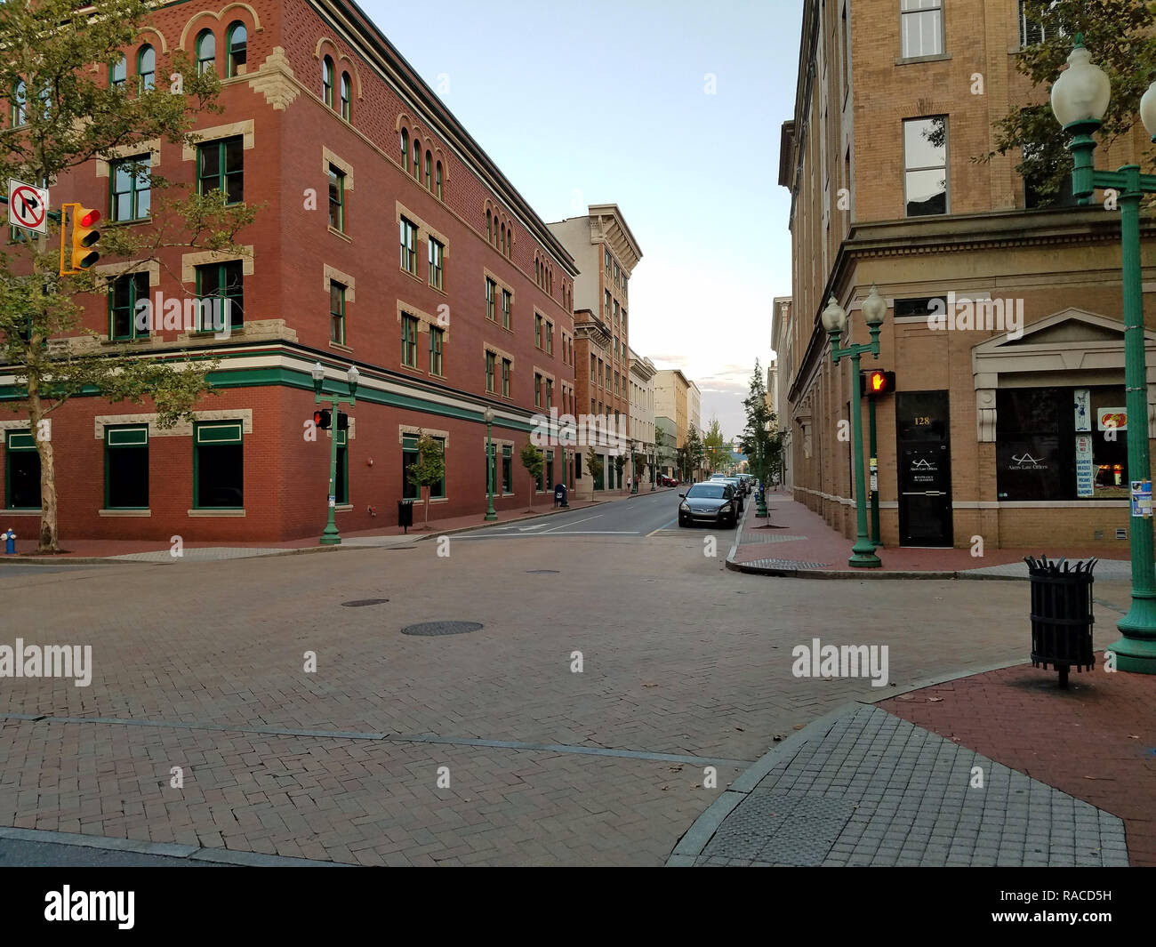 Downtown Charleston, West Virginia in the autumn Stock Photo - Alamy