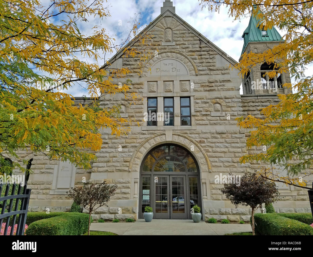 Downtown Charleston, West Virginia in the autumn Stock Photo - Alamy
