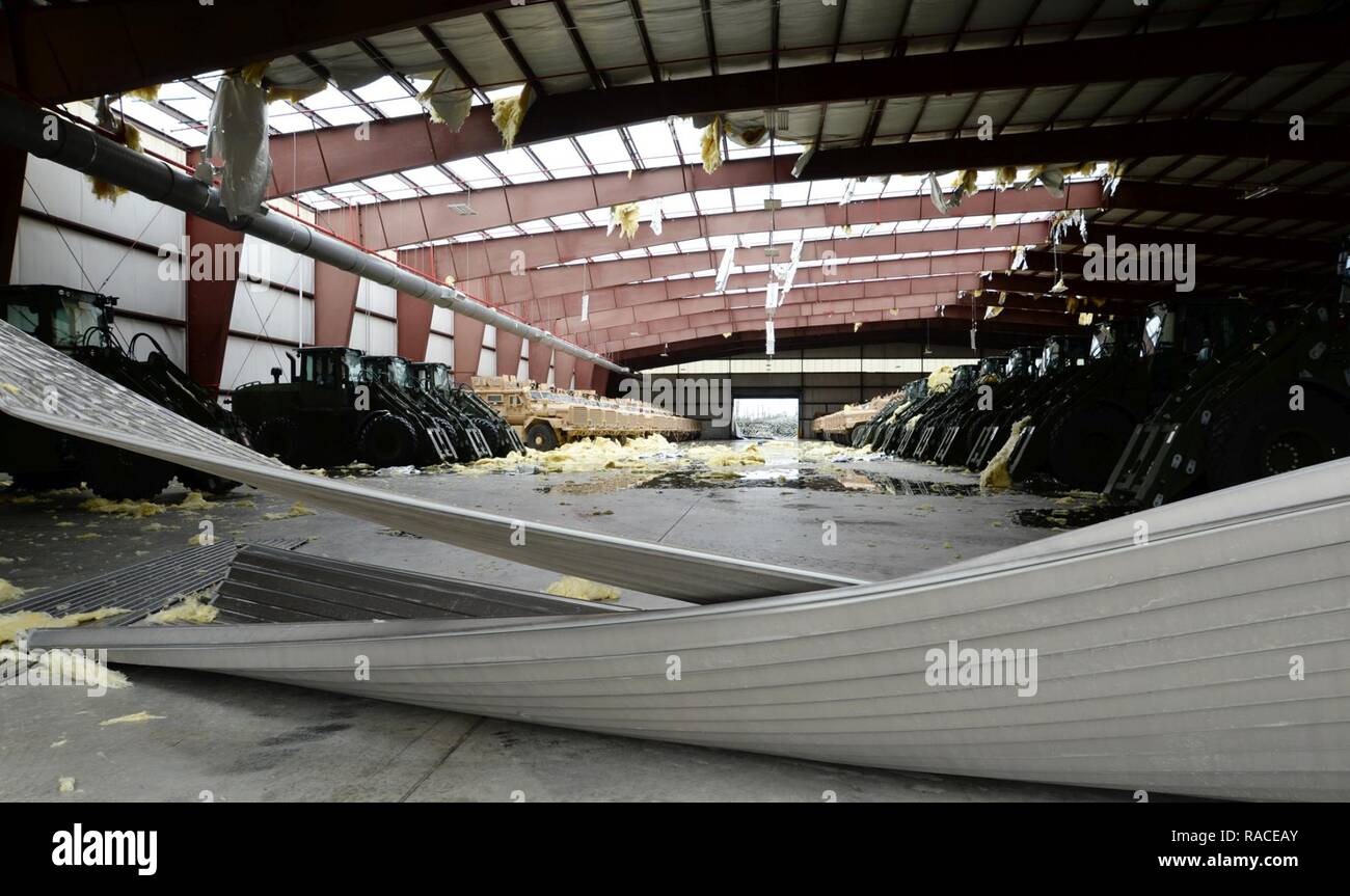 Severely damaged structure hi-res stock photography and images - Alamy