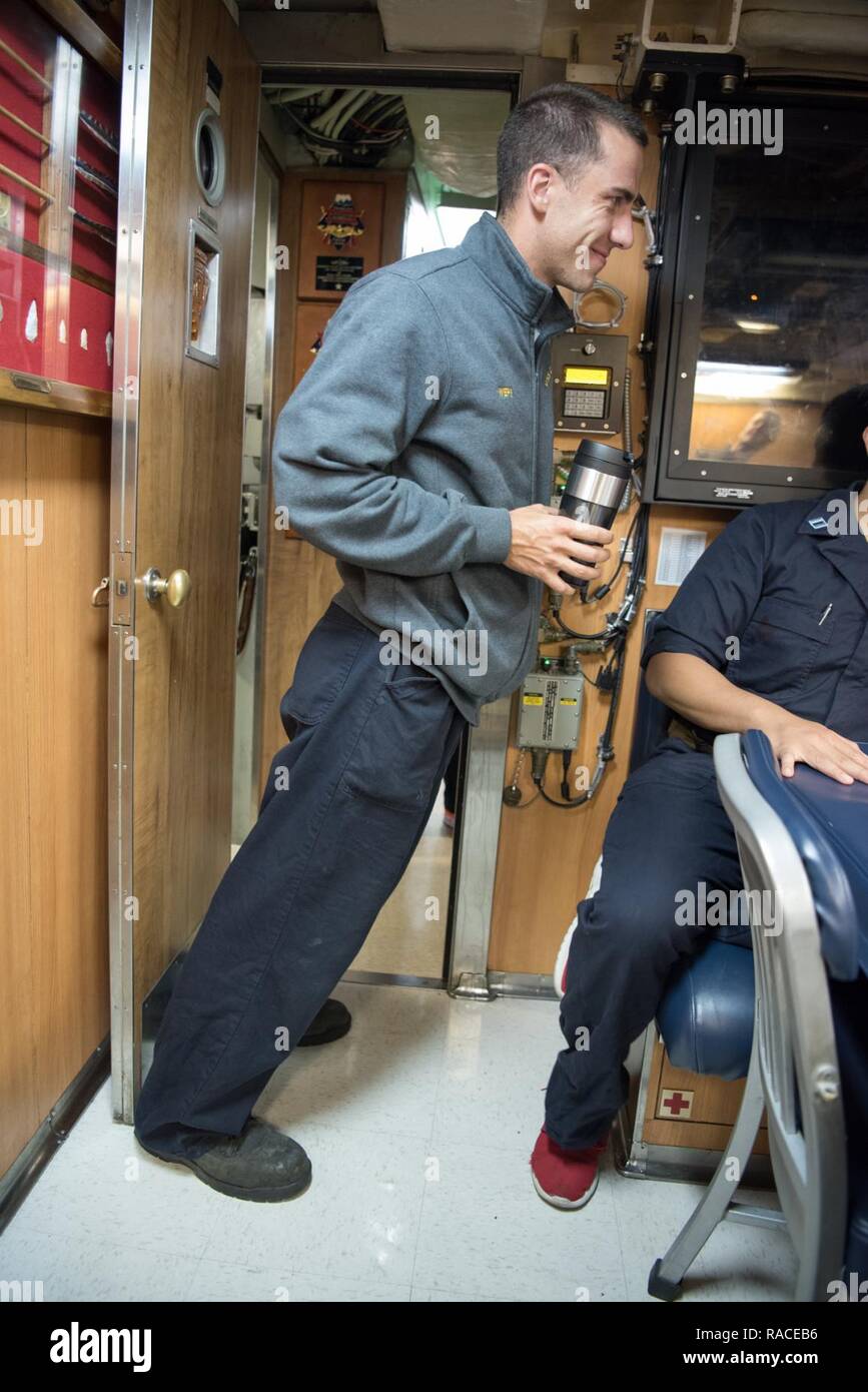 Ssn 773 uss cheyenne hi-res stock photography and images - Alamy