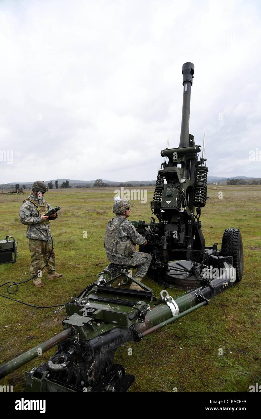 M119a3 howitzer 105mm hi-res stock photography and images - Alamy