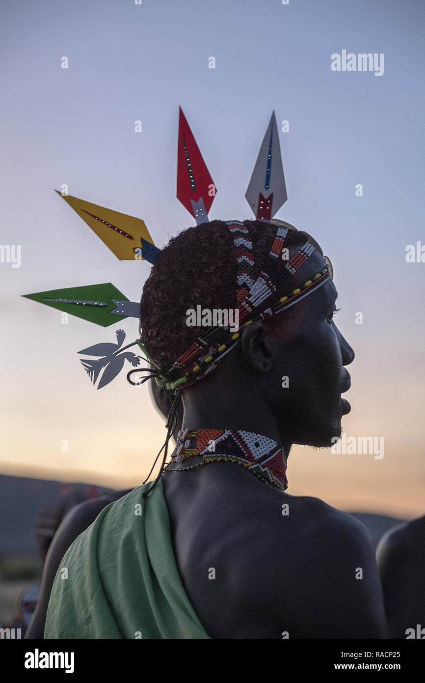 African Warrior Headdress Stock Photos & African Warrior Headdress ...