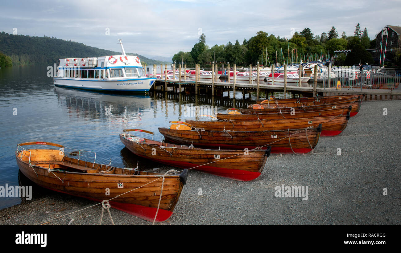 Traditional boat windermere hi-res stock photography and images - Alamy