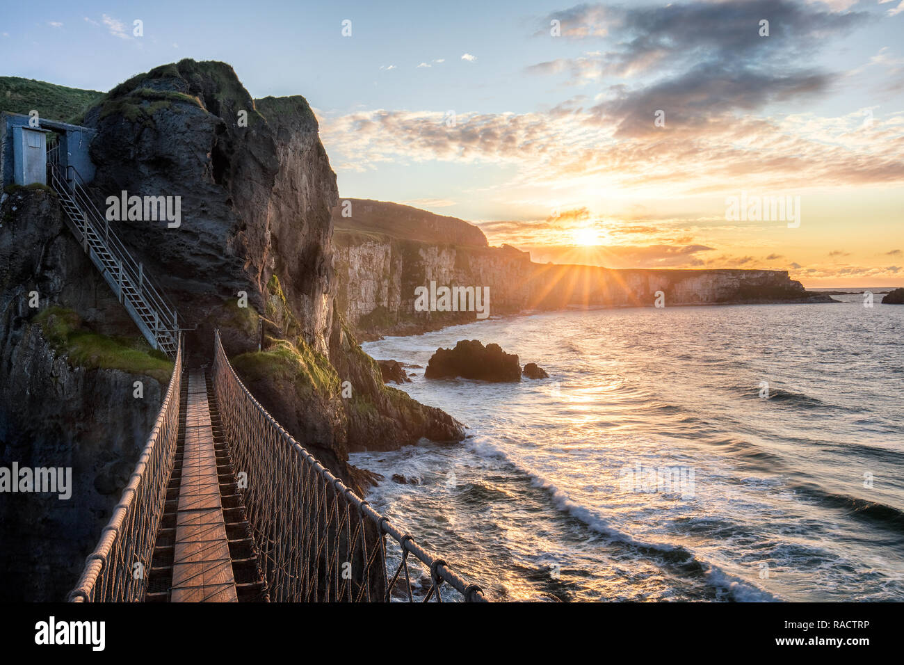 Carrick a rede rope bridge sunset hi-res stock photography and images ...