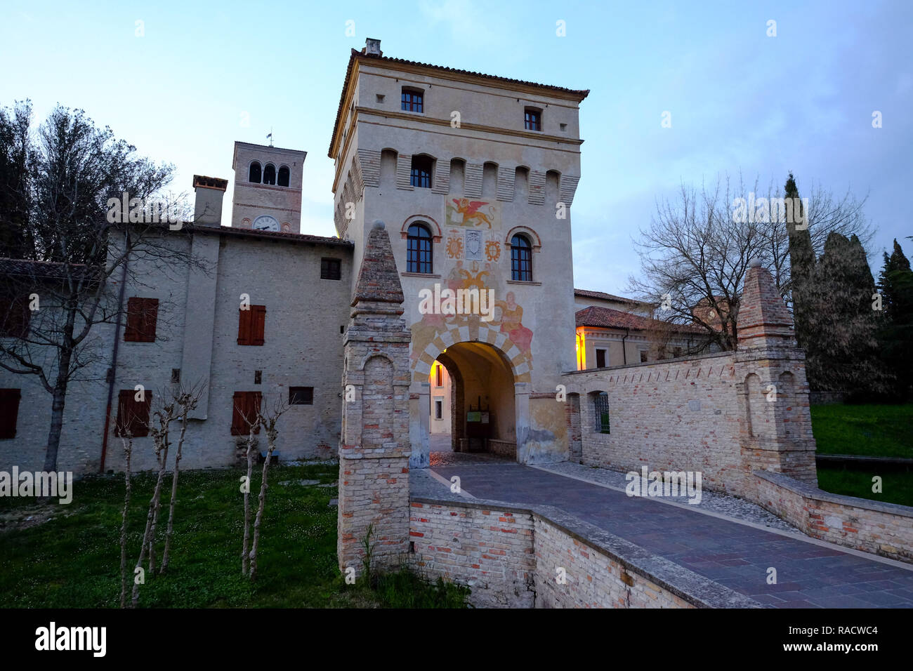 Abbey santa maria hi-res stock photography and images - Alamy